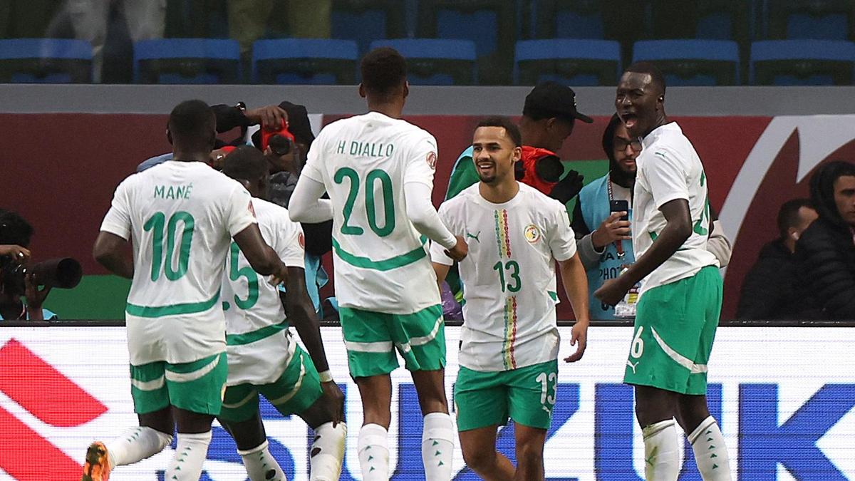 Ndiaye Strike Sends Senegal Past 10-Man Mali Into AFCON Semi-Finals